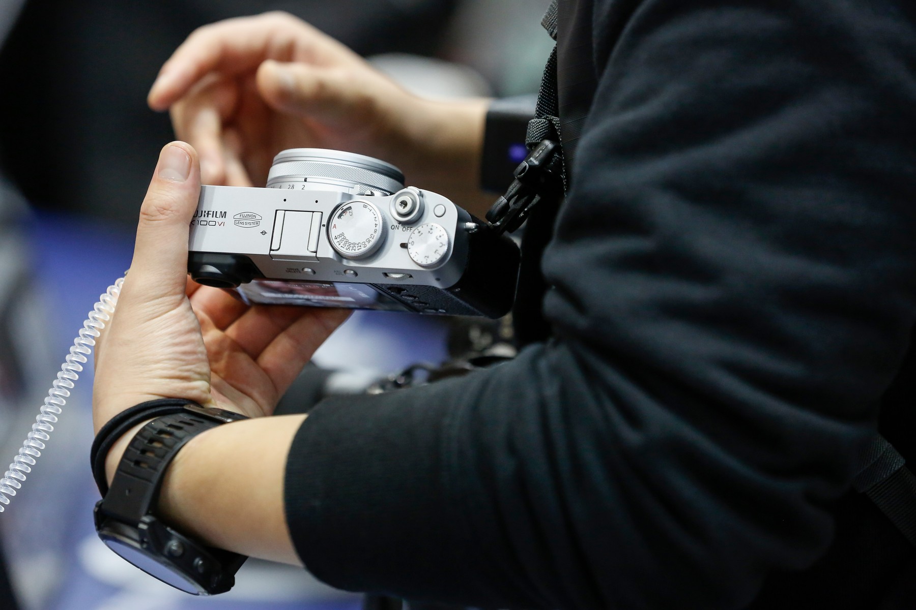 Fujifilm se mučio s prodajom fotoaparata, sada proizvodnja 'gori' zbog ...