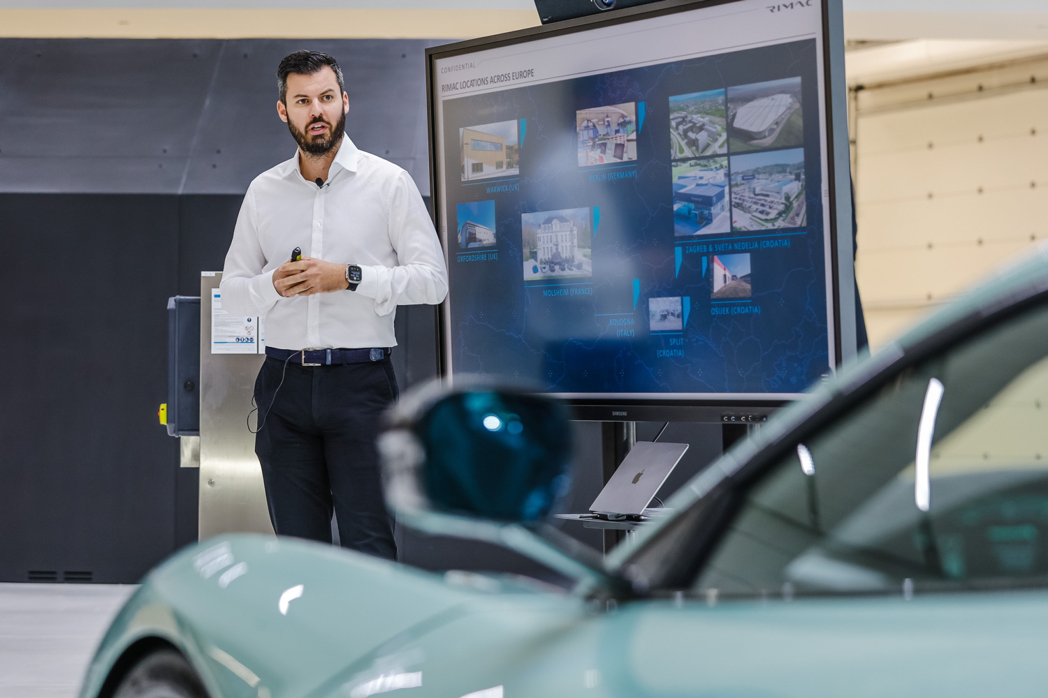 Rimac: Bugatti ne misli odustati od motora s unutarnjim izgaranjem