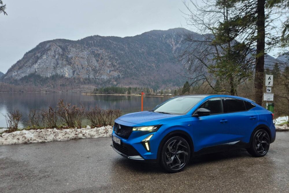 Test: Renault Rafale - moćni sportski kupe s 300 konja