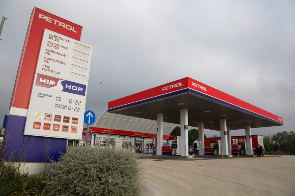 Slovenski Petrol želi dio važnih funkcija prebaciti u Hrvatsku